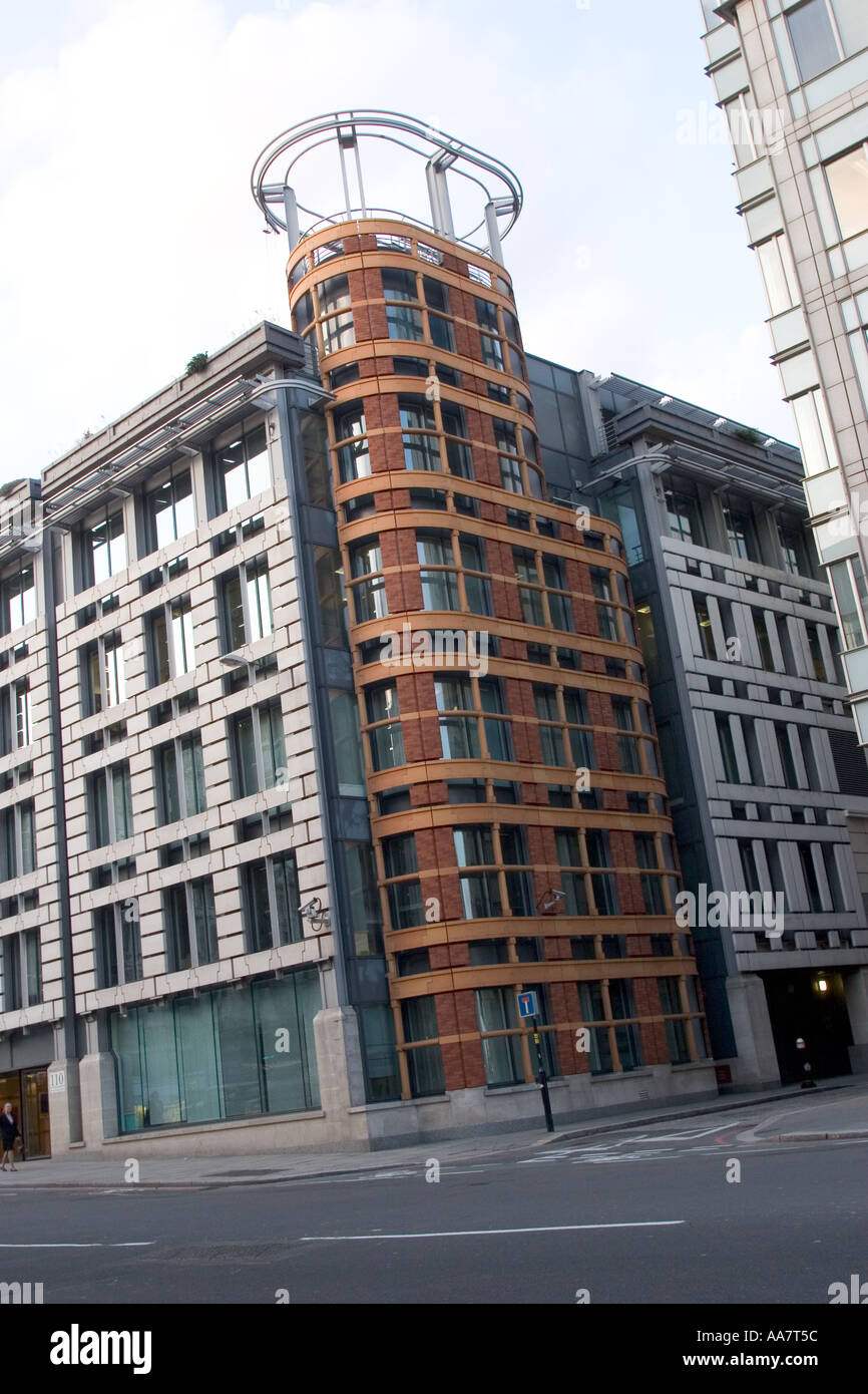 Modern building New Bridge Street City of London GB UK Stock Photo - Alamy