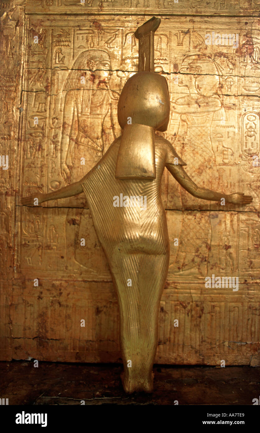 Hieroglyphs ancient egypt tomb hi-res stock photography and images - Alamy