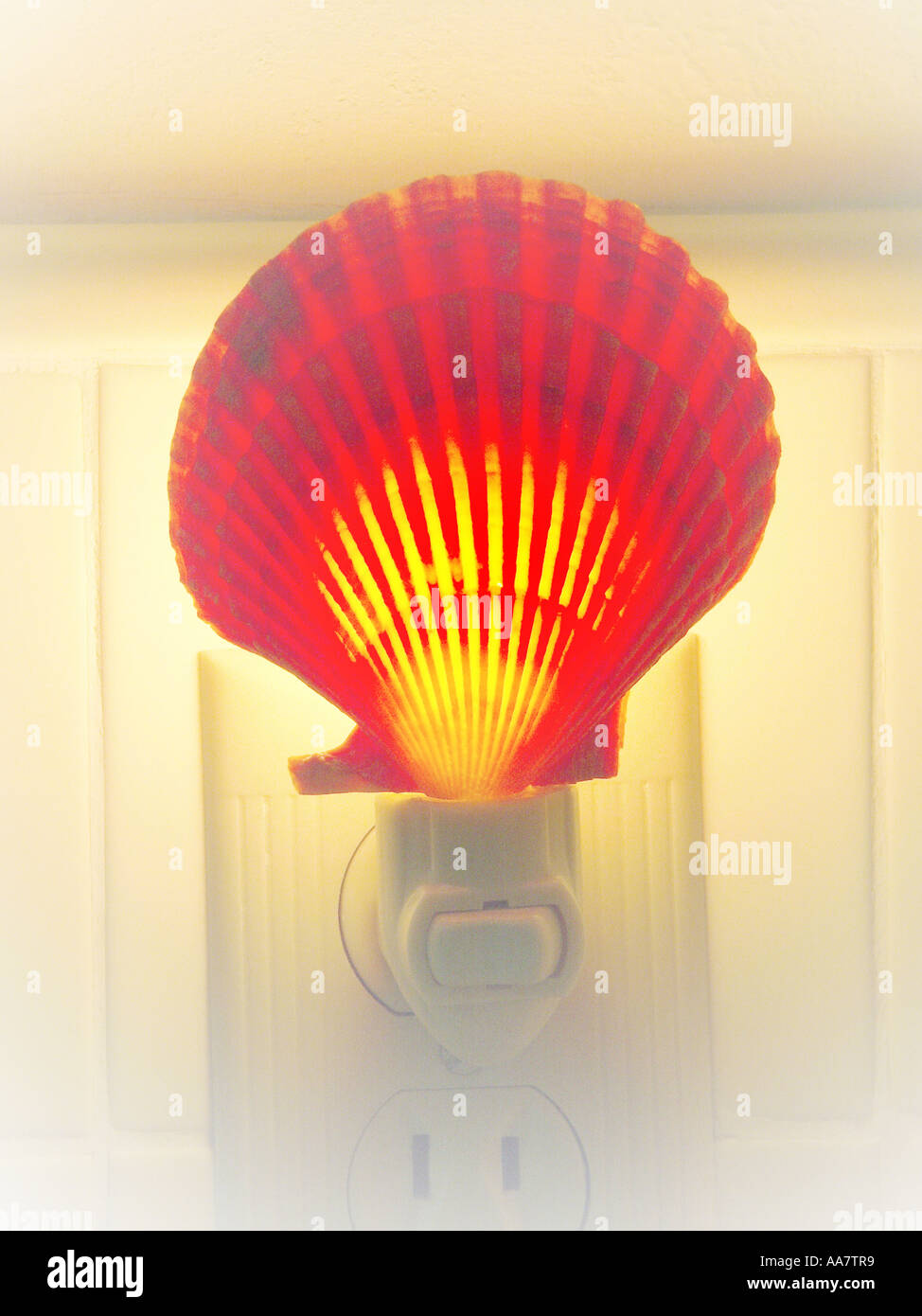 Nightlight hi-res stock photography and images - Alamy