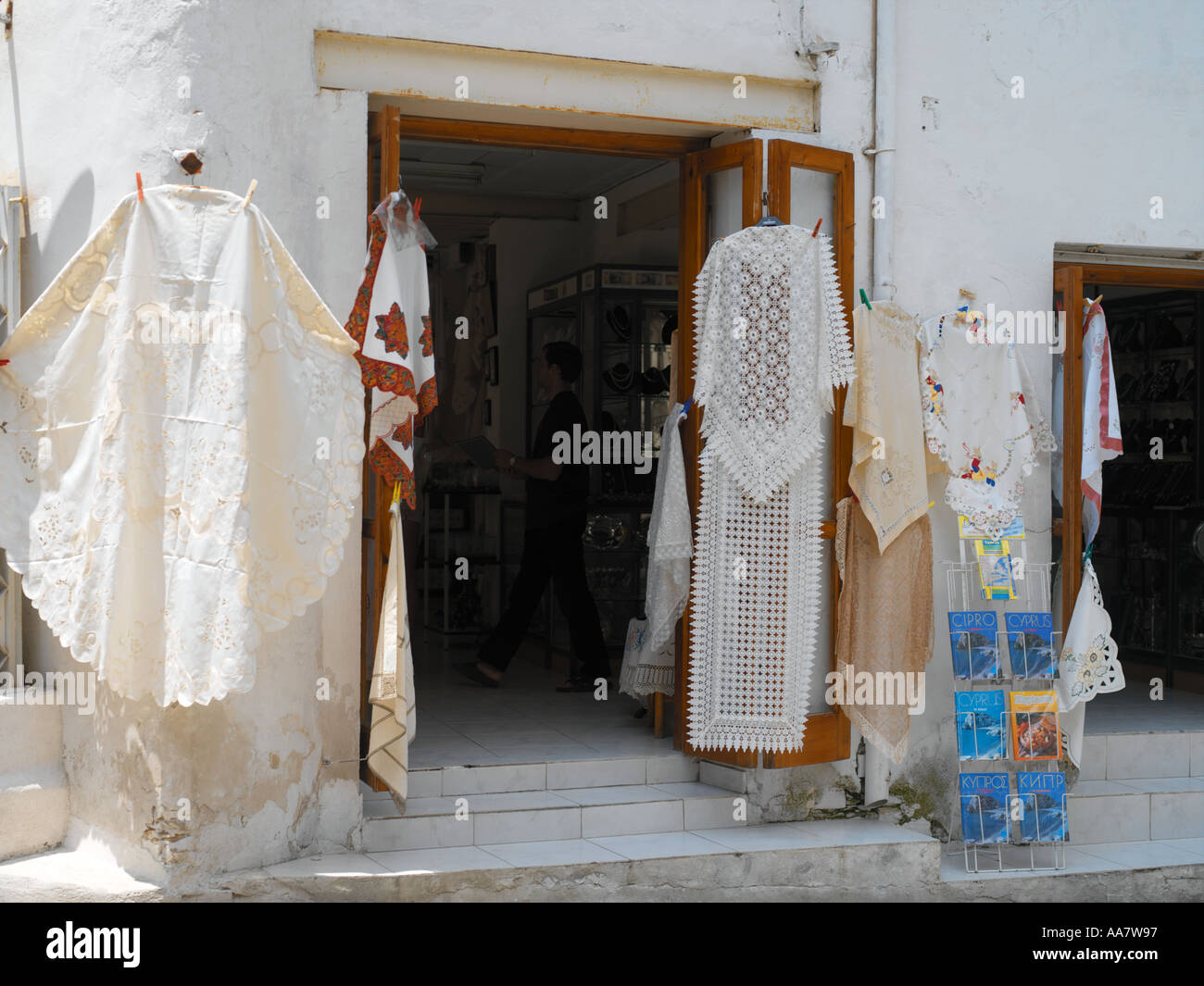 Lace embroidery hi-res stock photography and images - Alamy