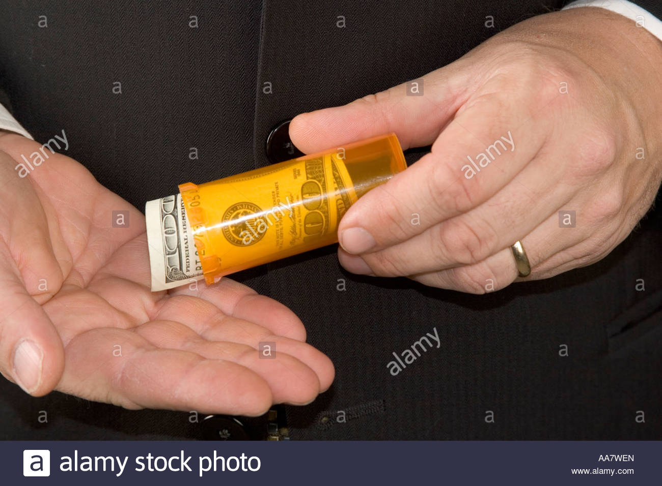 Hand Shaking Bottle Stock Photos & Hand Shaking Bottle Stock Images - Alamy