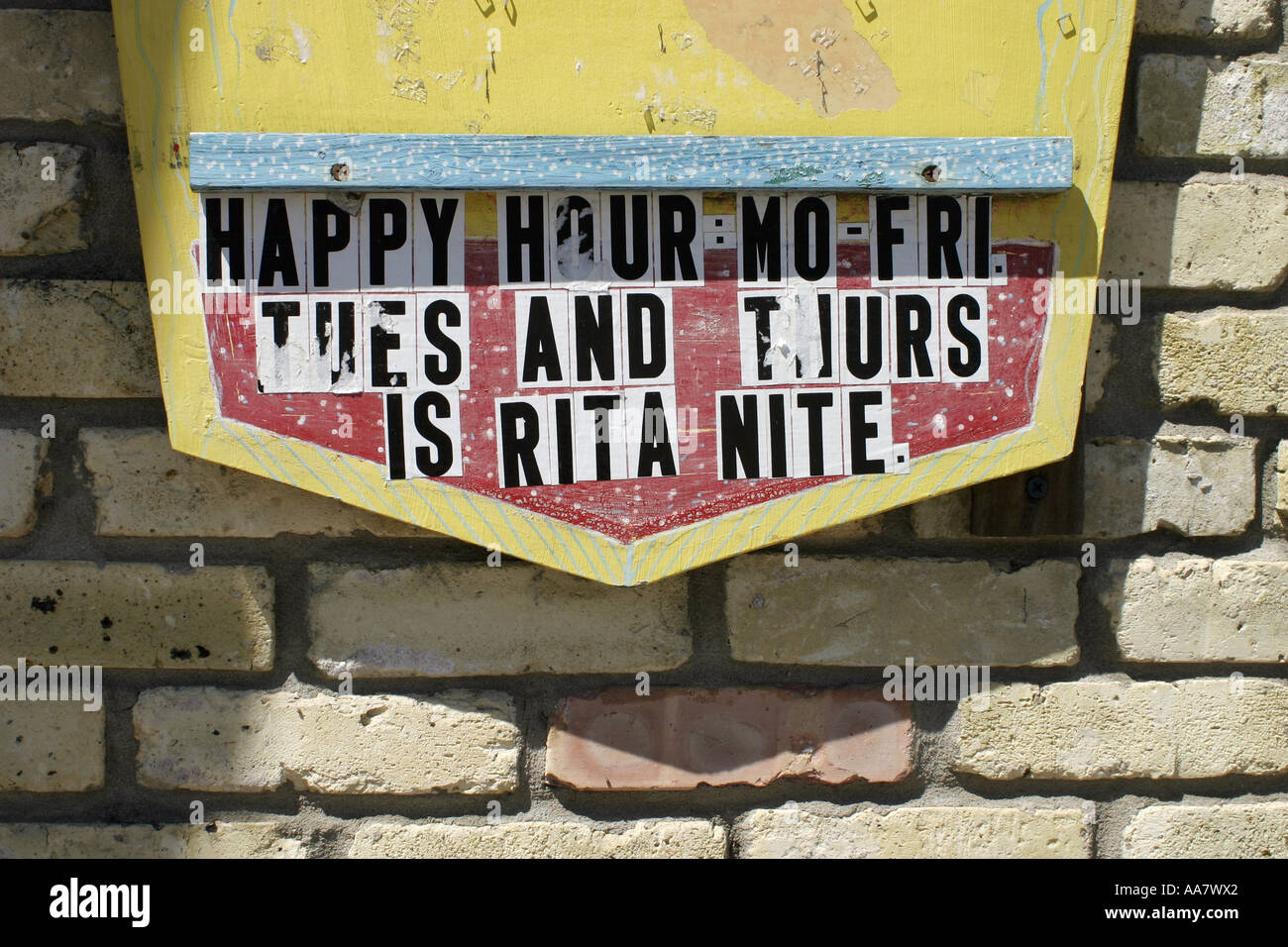 Happy hour sign mexican restaurant hi-res stock photography and images ...