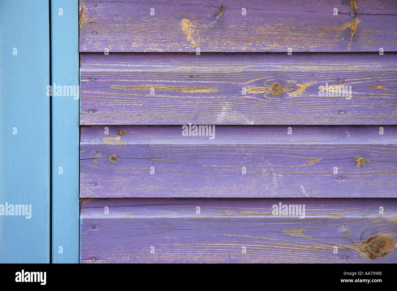 Wood pattern of beach hut exterior Stock Photo - Alamy