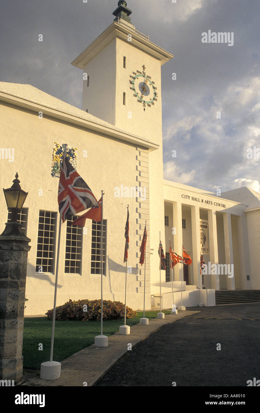 Hamilton bermuda city hall hi-res stock photography and images - Alamy