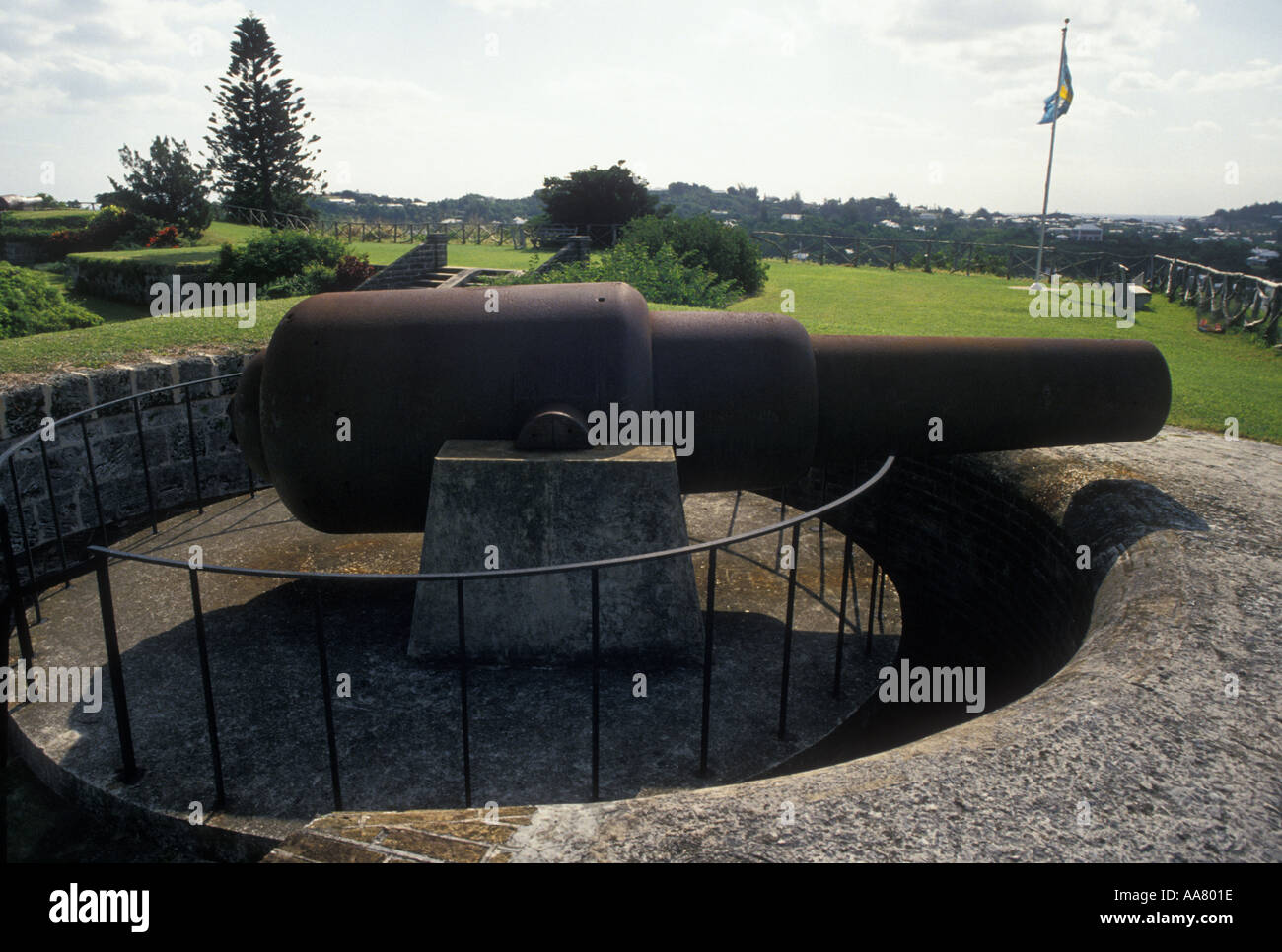 Bermuda fort hamilton hi-res stock photography and images - Alamy
