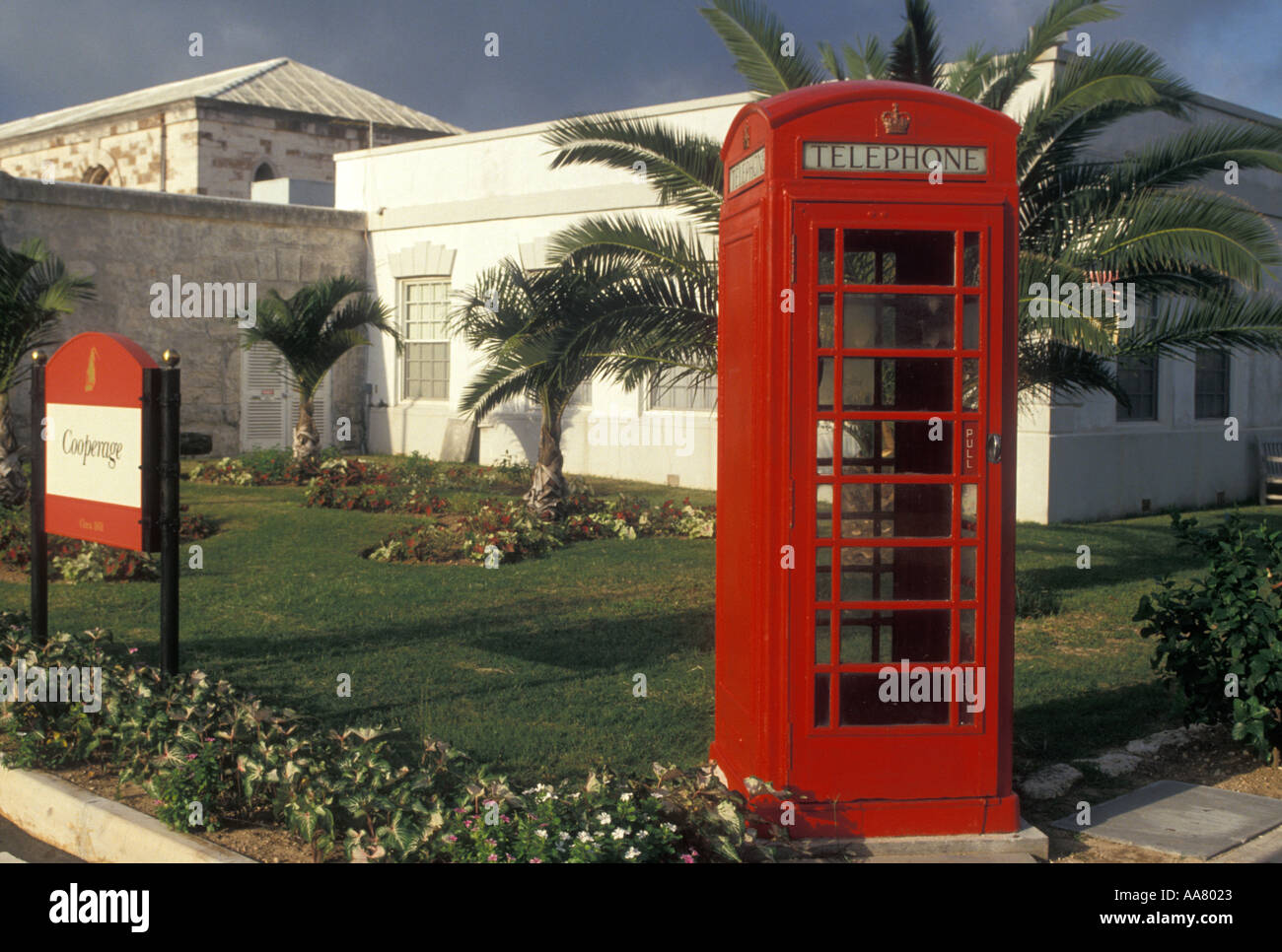 Royal naval dockyard bermuda telephone hi-res stock photography and ...