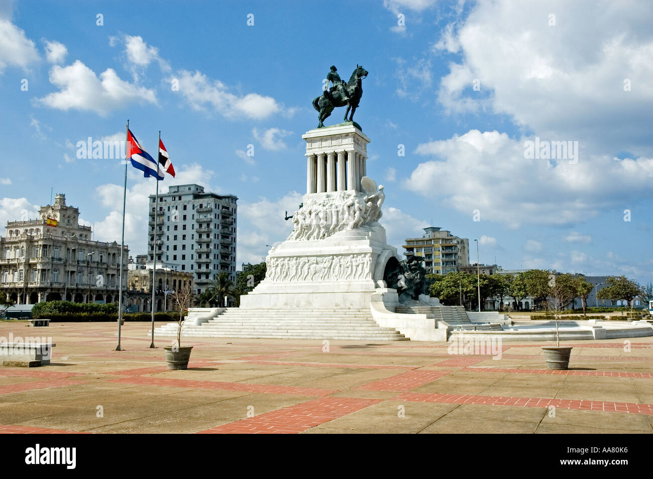The huge white marble monument to the national hero, General Maximo ...