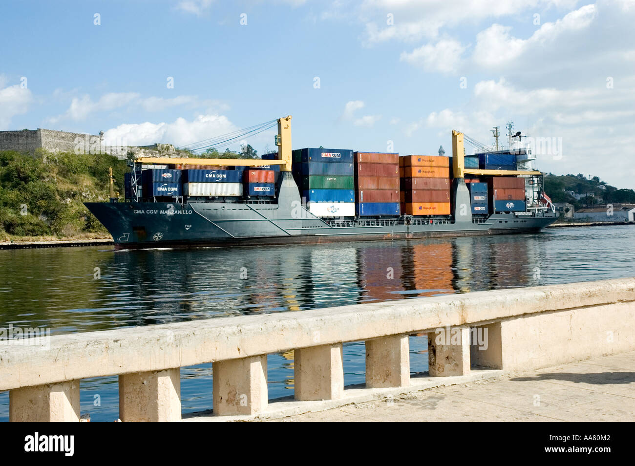 Cuba container ship hi-res stock photography and images - Alamy