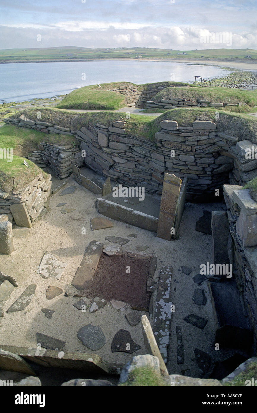 Skara Brae stone-built Neolithic settlement, Bay of Skaill west coast ...