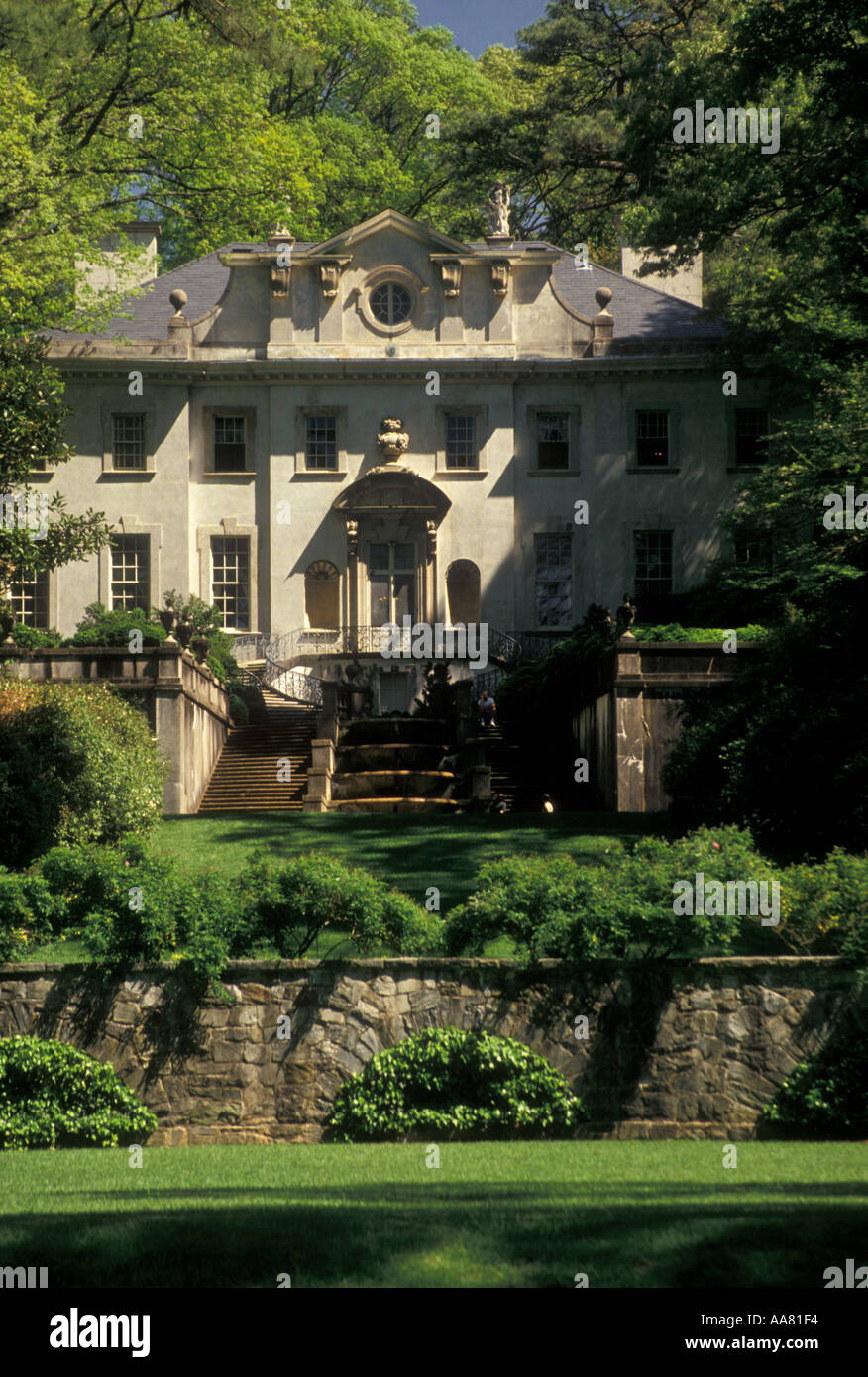 Atlanta history center swan house hi-res stock photography and images ...