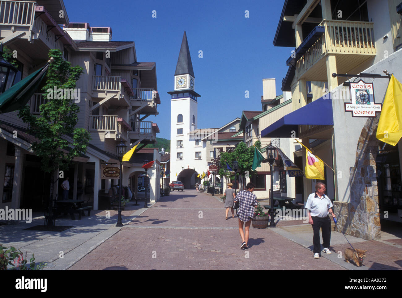 Stratton street hi-res stock photography and images - Alamy