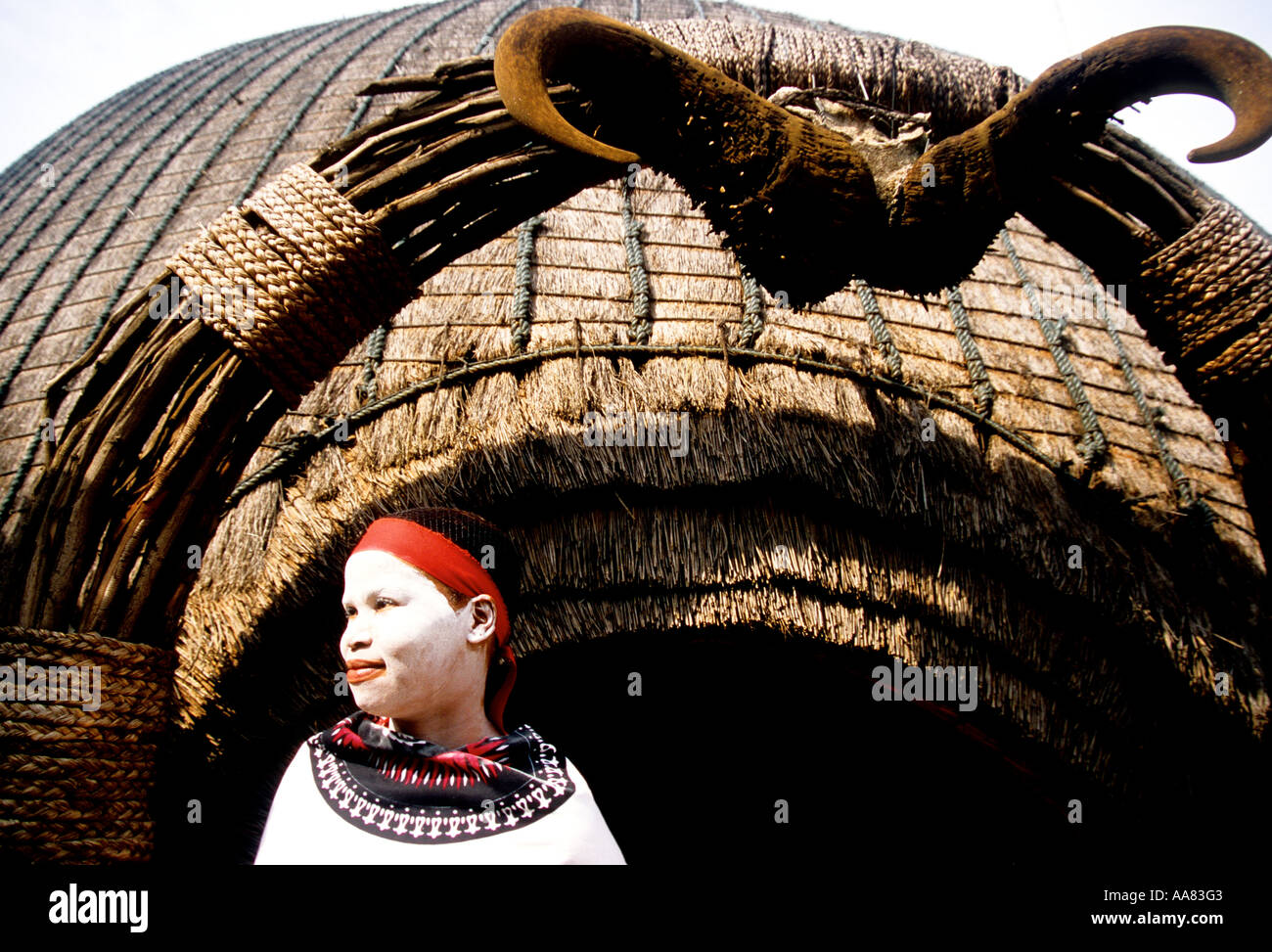 Sangoma hi-res stock photography and images - Alamy