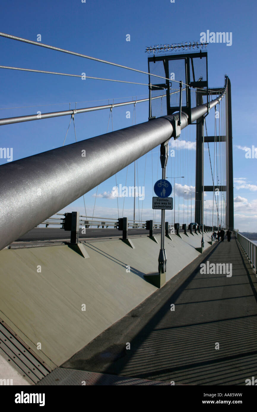 humber suspension bridge carrying the A15 trunk road connecting the ...