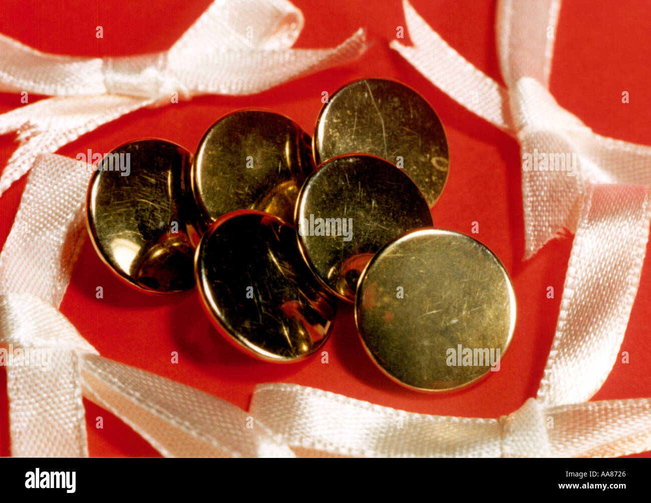 Buttons and bows hi-res stock photography and images - Alamy