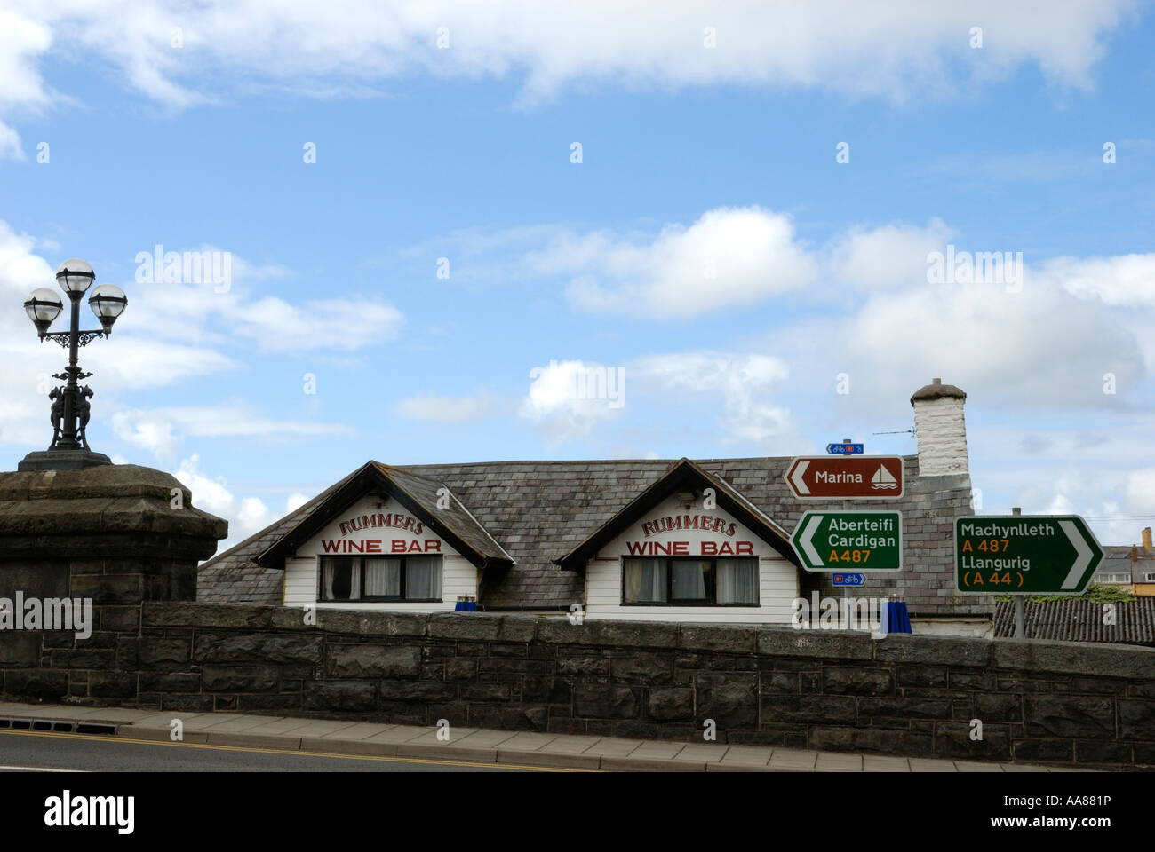 Rummers Wine Bar from Trefechan bridge, Aberystwyth Stock Photo - Alamy