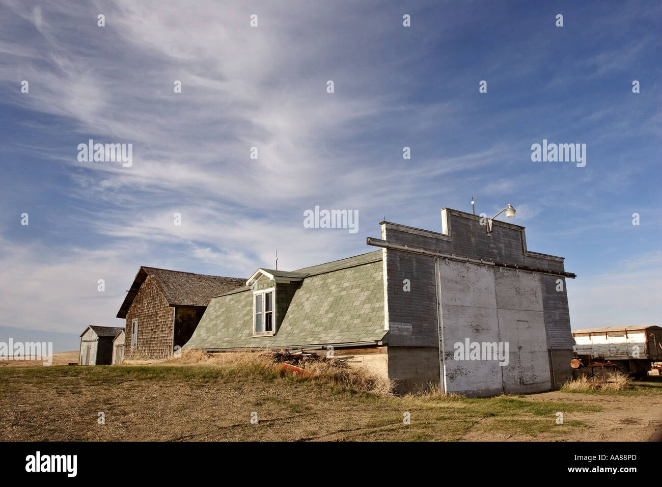 Old garage at Cardross in scenic Saskatchewan Canada Stock Photo - Alamy