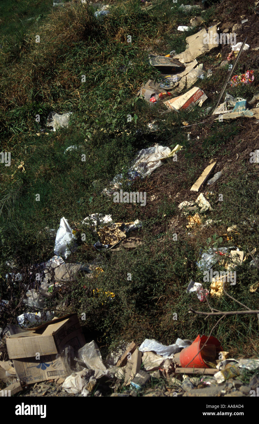 Pollution rubbish trap yarra river hi-res stock photography and images ...