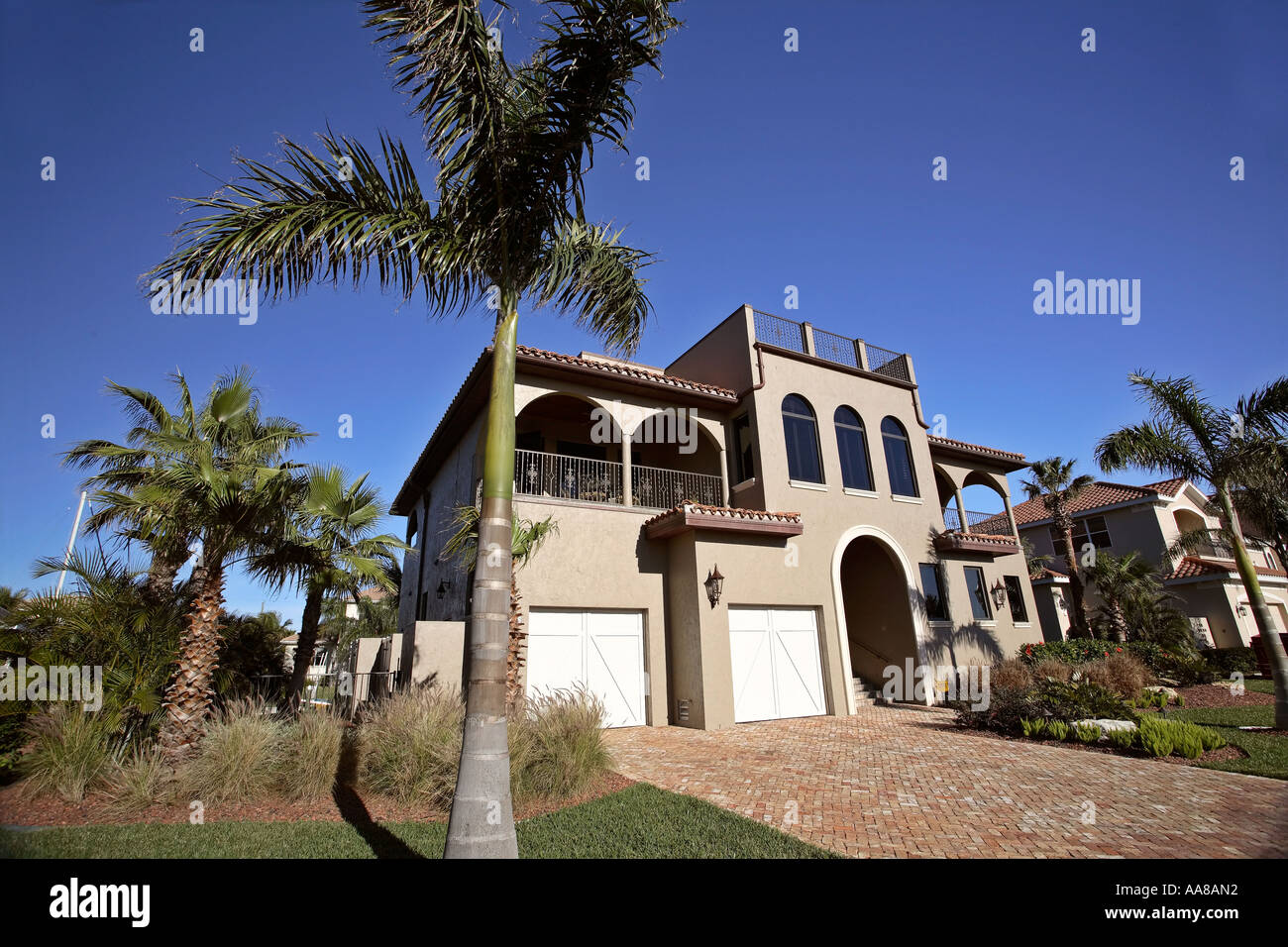 Beautiful home in scenic Florida USA Stock Photo - Alamy