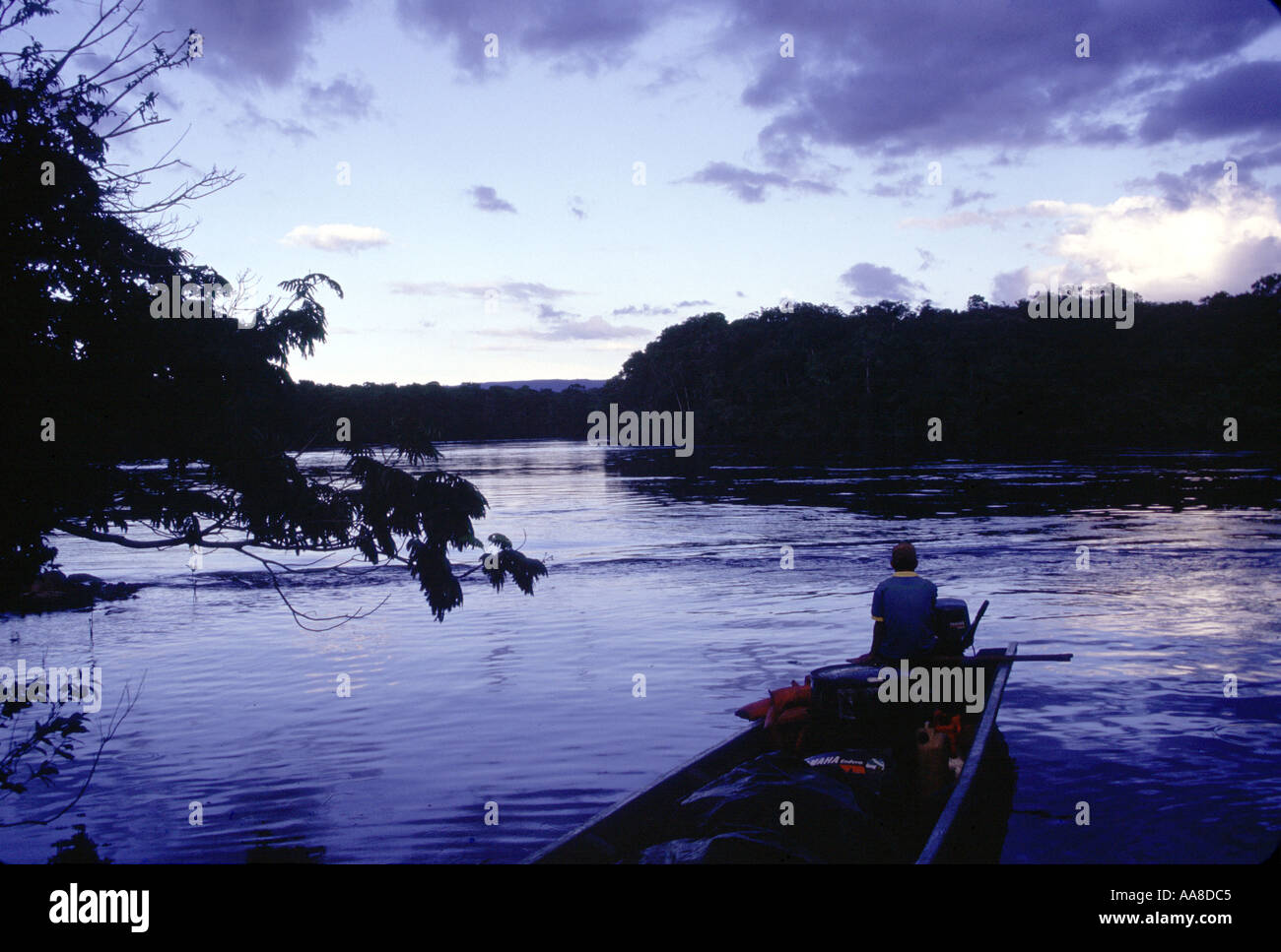 Traditional fishing boat venezuela hi-res stock photography and images ...