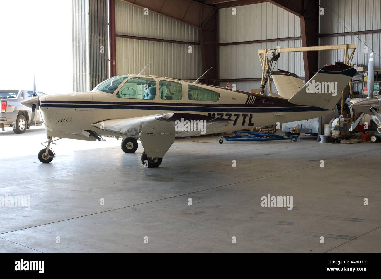 Airplane fuselage hanger hi-res stock photography and images - Alamy