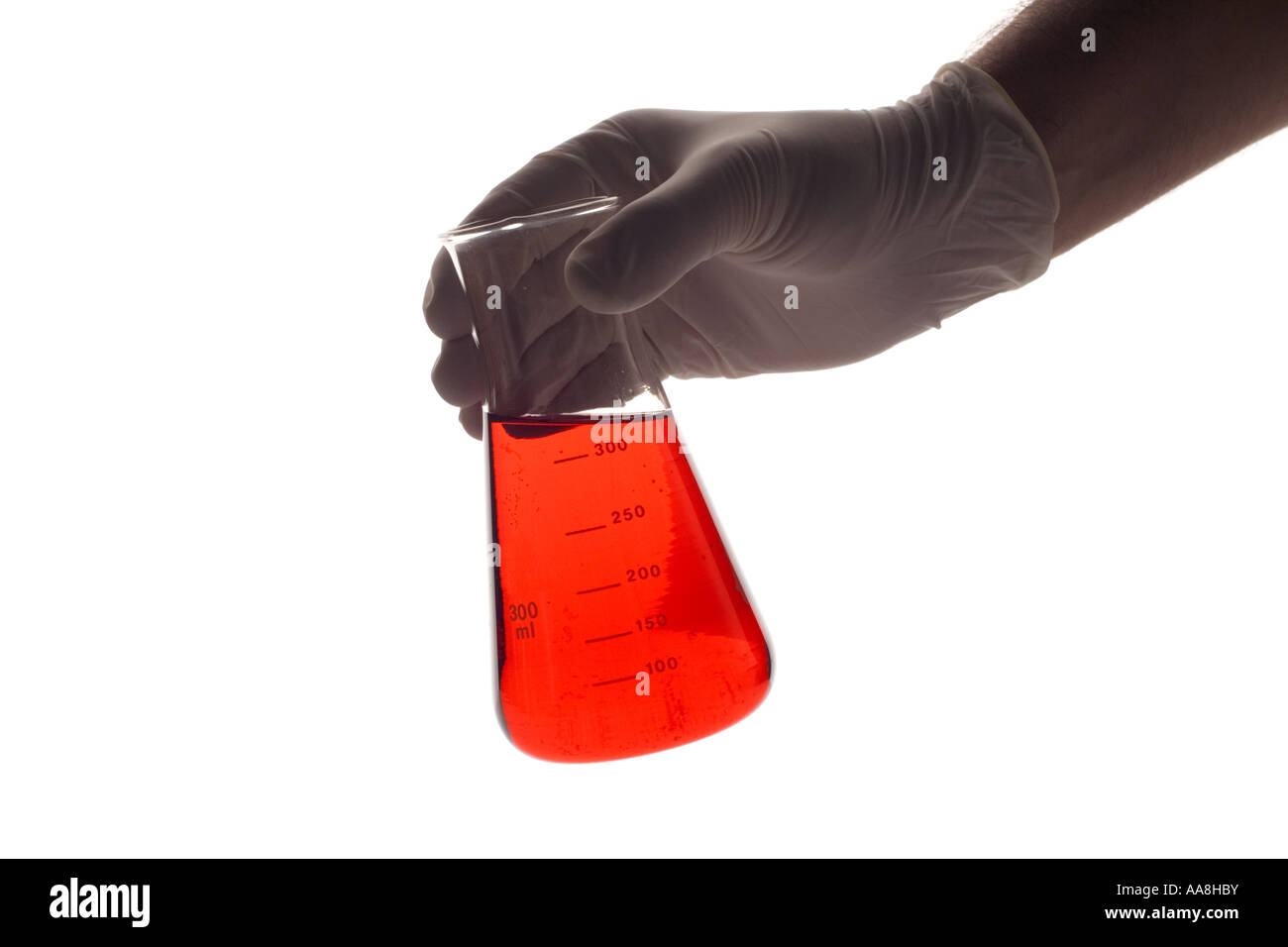 Lab technician holding flask fluid hi-res stock photography and images ...