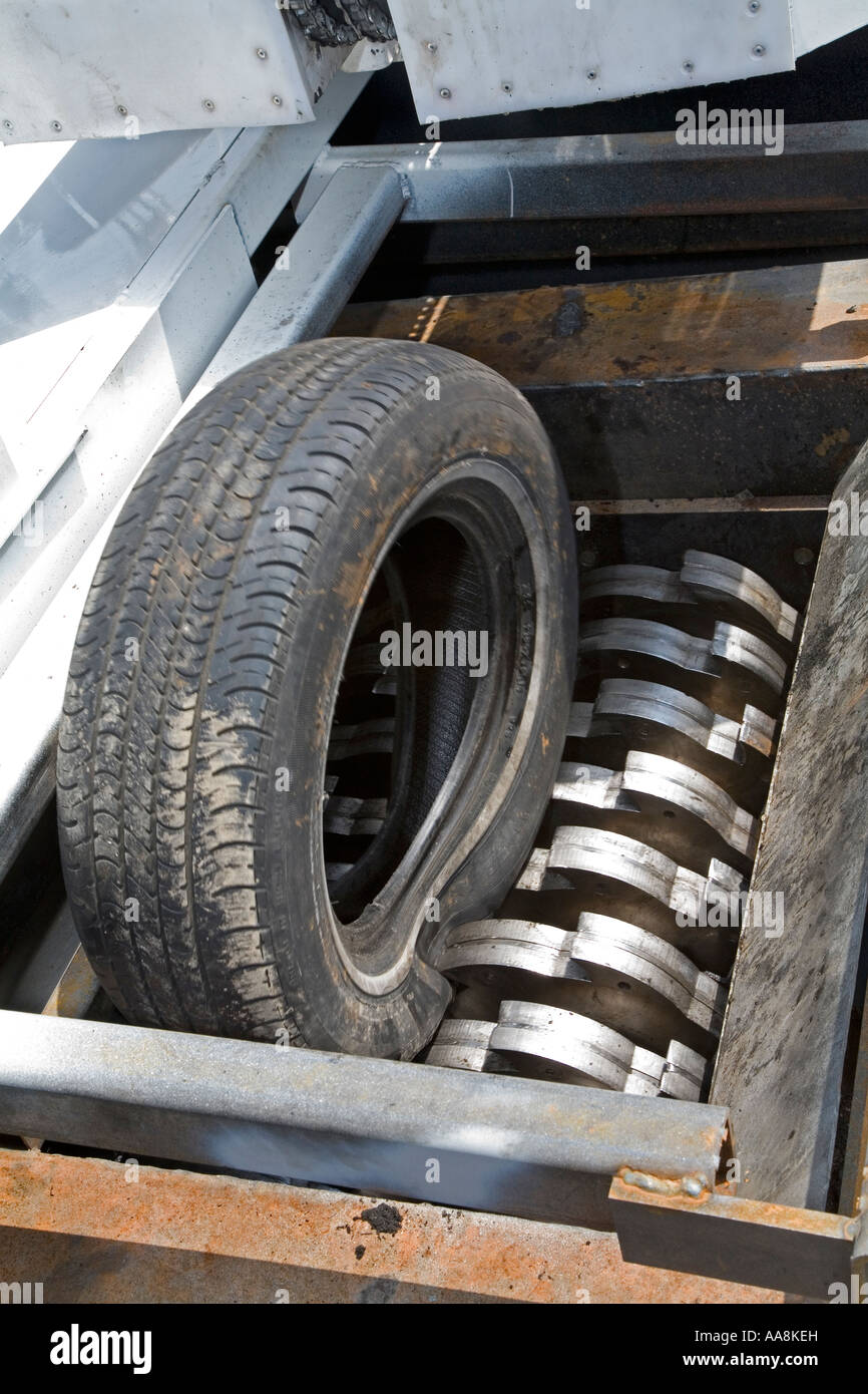 Recycling shredder hi-res stock photography and images - Alamy