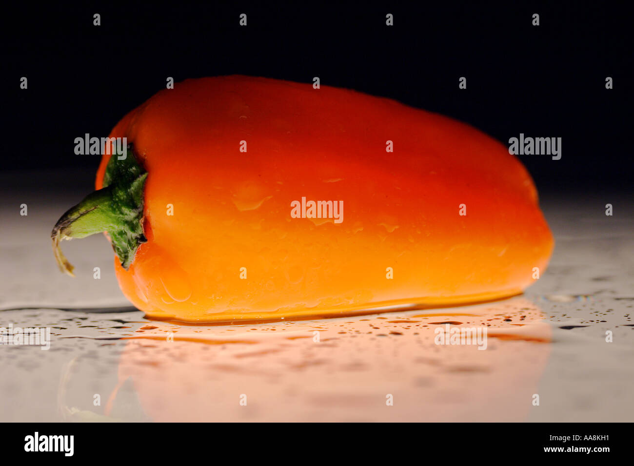 HOT AND SPICY CAPSICUM HORIZONTAL BAPDB7337 Stock Photo - Alamy