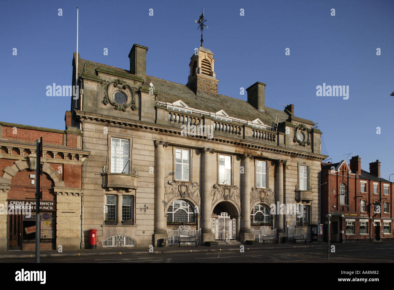 Crewe and nantwich hi-res stock photography and images - Alamy
