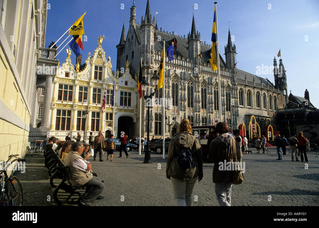 In burg square hi-res stock photography and images - Alamy