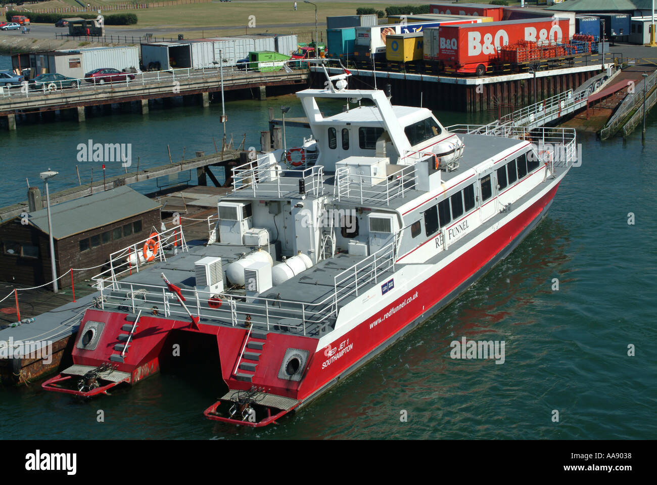 Isle of Wight Ferry Red Funnel Red Jet 1 Docked at Southampton ...