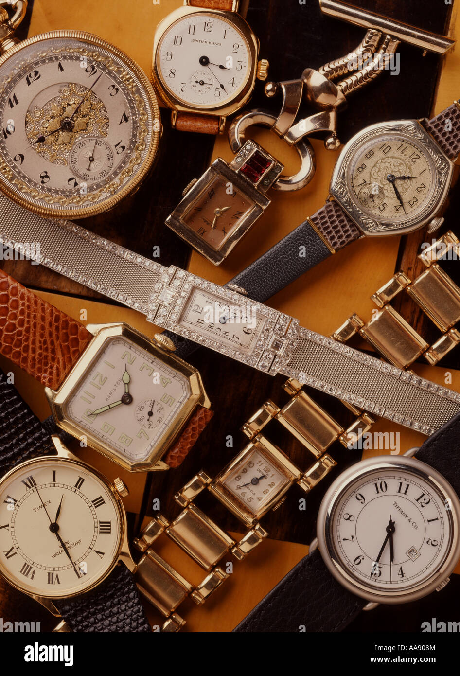 Vintage watch collection hi-res stock photography and images - Alamy