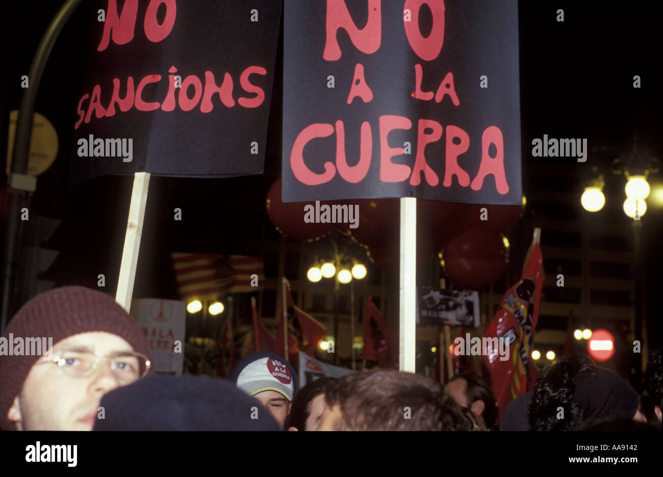 March against war in Iraq Crowd gathers at start of march LOCATION Pl ...