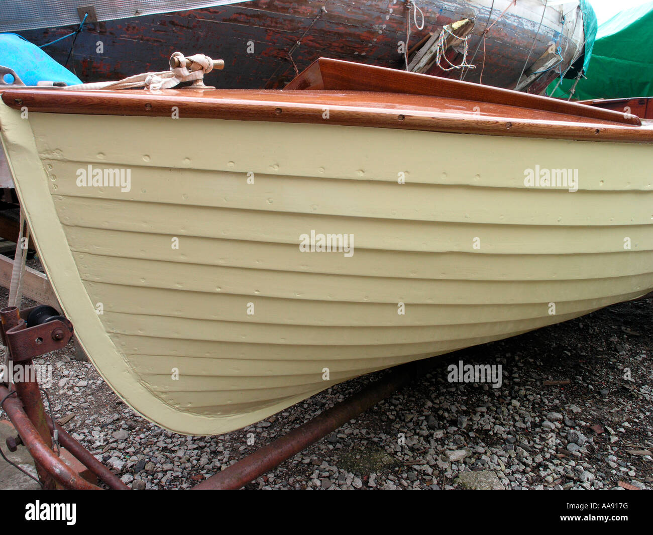 Clinker built dinghy Stock Photo - Alamy