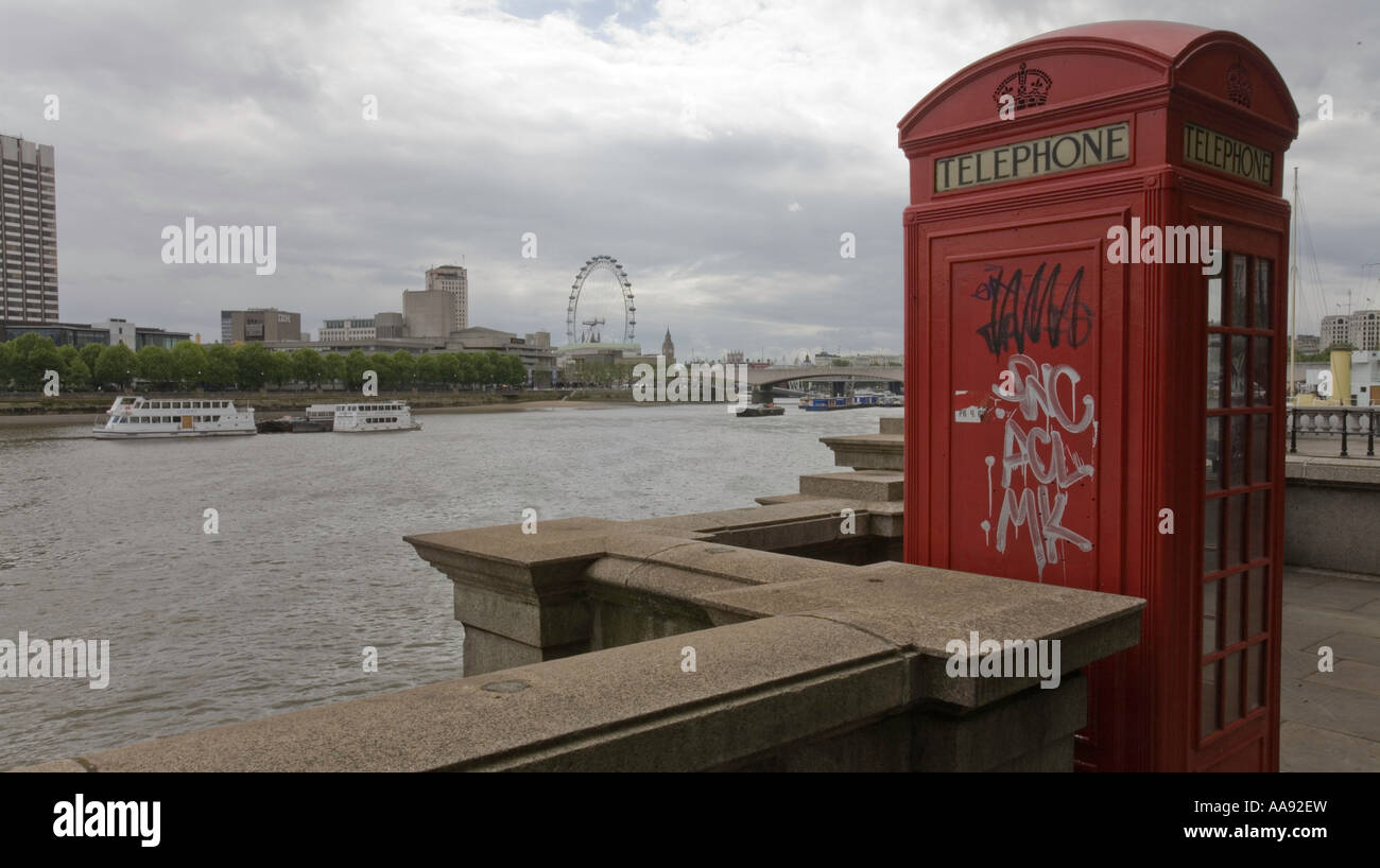 Red telephone box embankment uk hi-res stock photography and images - Alamy