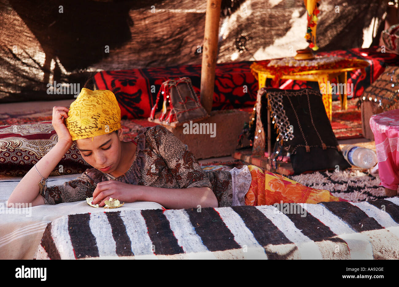 Poor housing morocco hi-res stock photography and images - Alamy