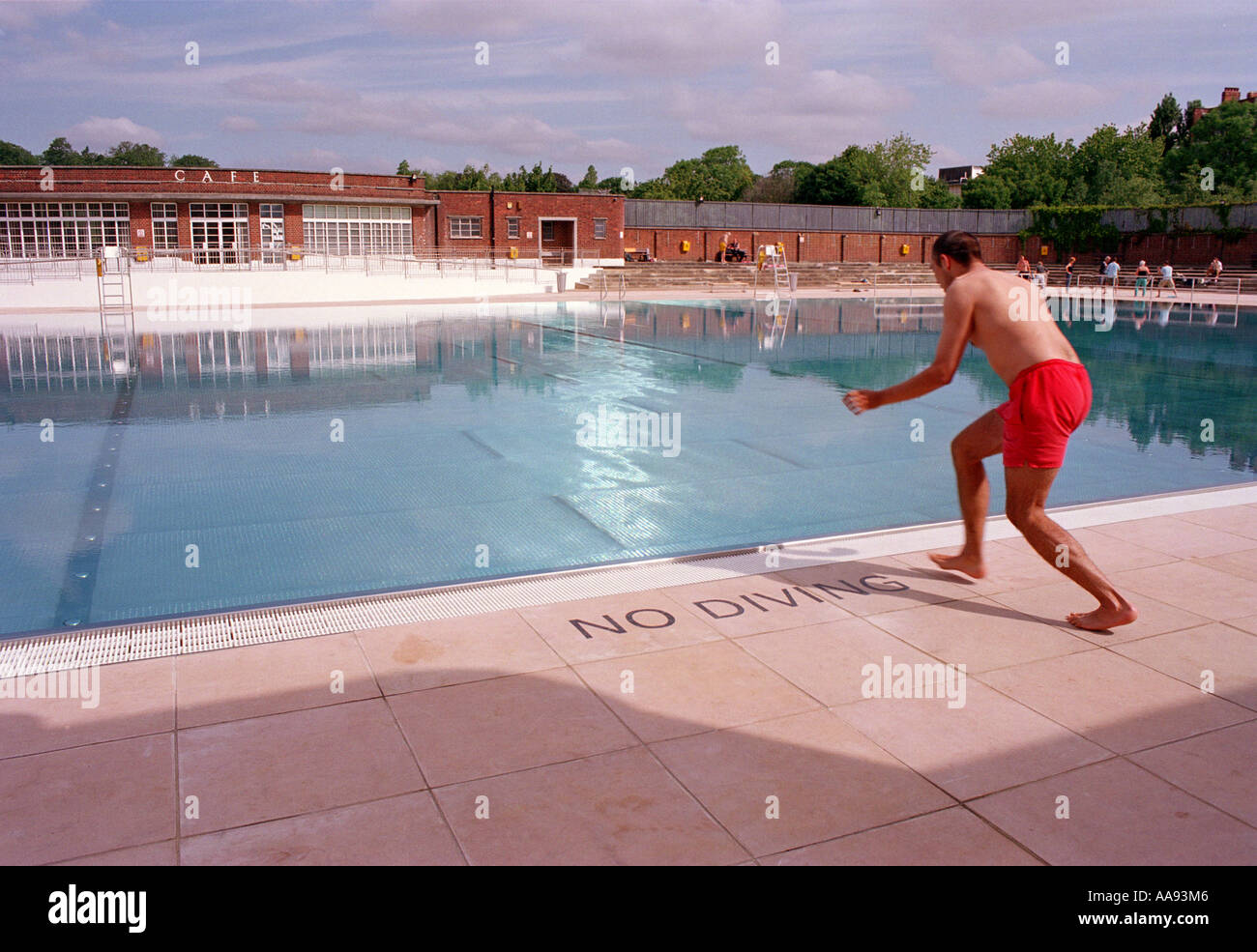 Pool rules uk sign hi-res stock photography and images - Alamy