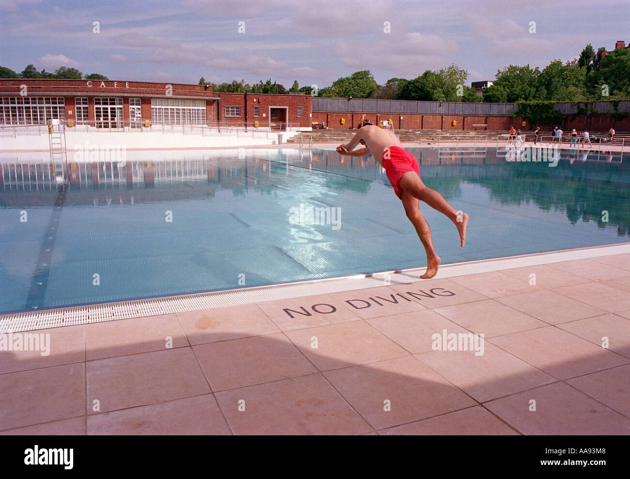 Pool rules uk sign hi-res stock photography and images - Alamy