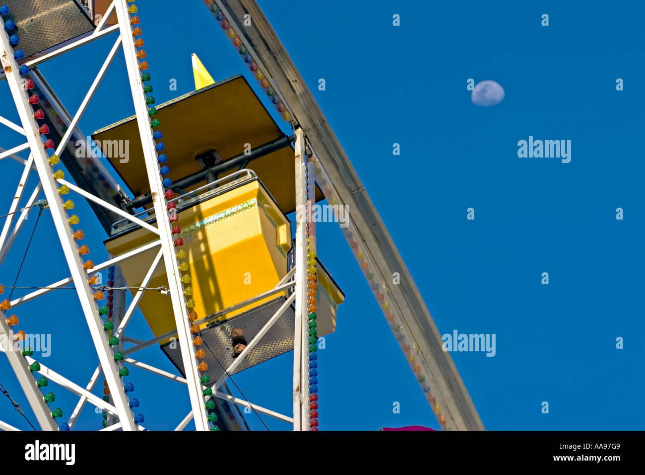 Carnival ride ferriswheel 1 pod moon Stock Photo - Alamy