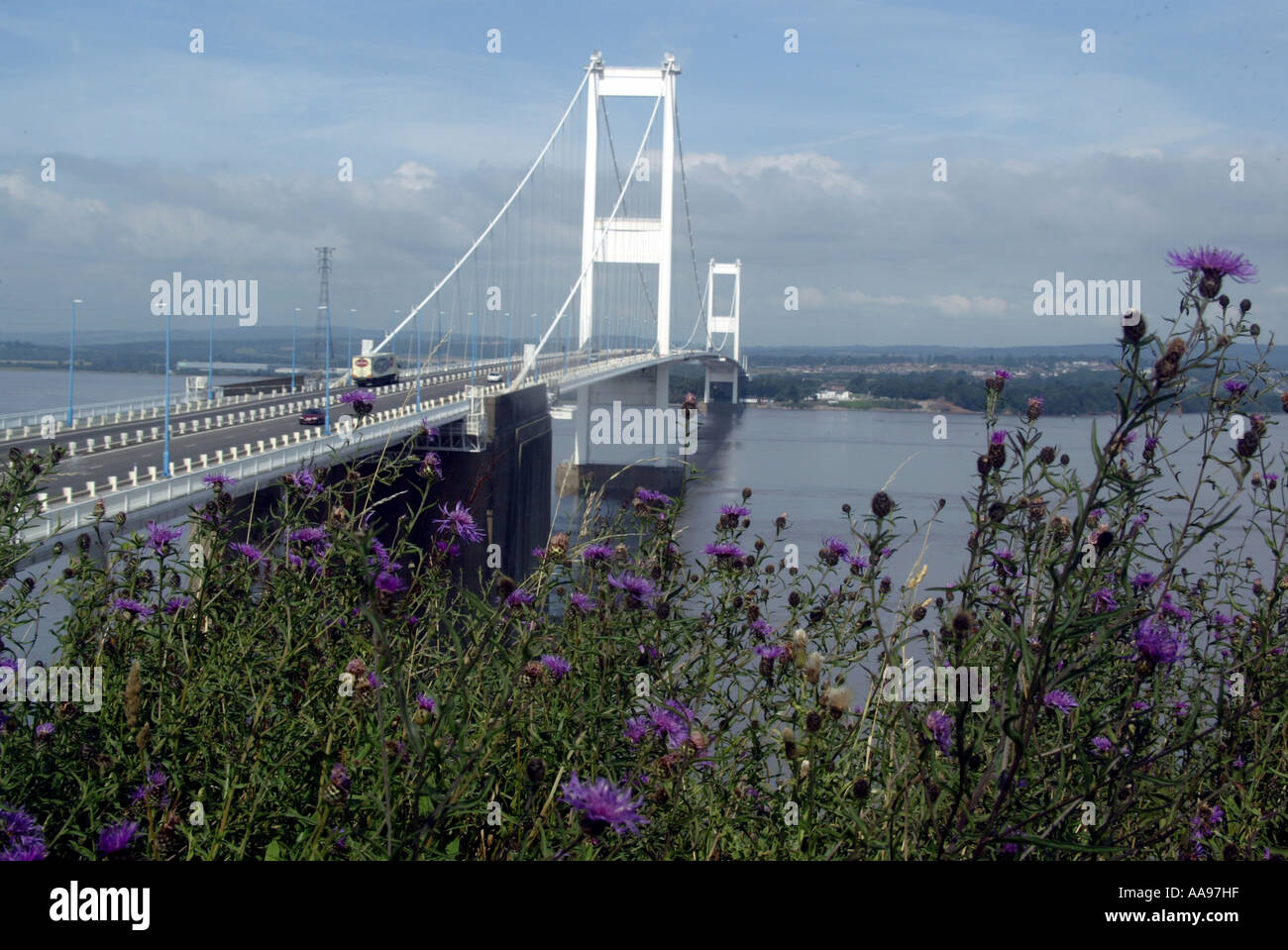 THE SEVERN BRIDGE LINKING ENGLAND TO WALES WHICH OPENED IN 1966 Stock ...