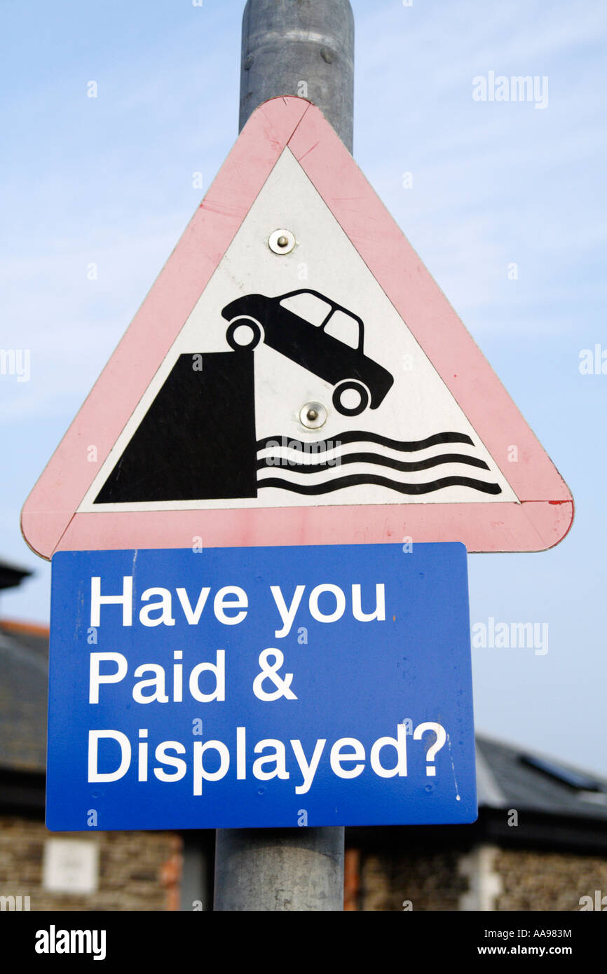 Pay and display sign hi-res stock photography and images - Alamy