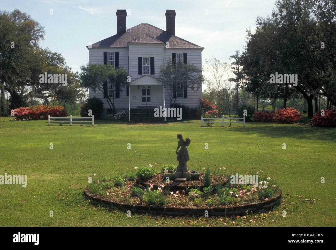 Boone hall plantation in mount pleasant hi-res stock photography and ...