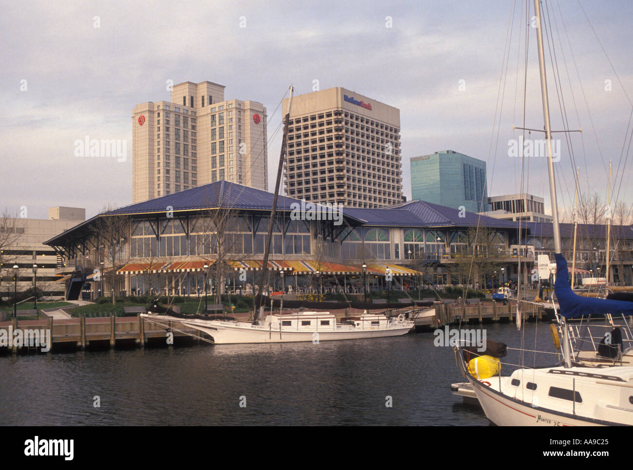 Virginia norfolk hampton roads hi-res stock photography and images - Alamy