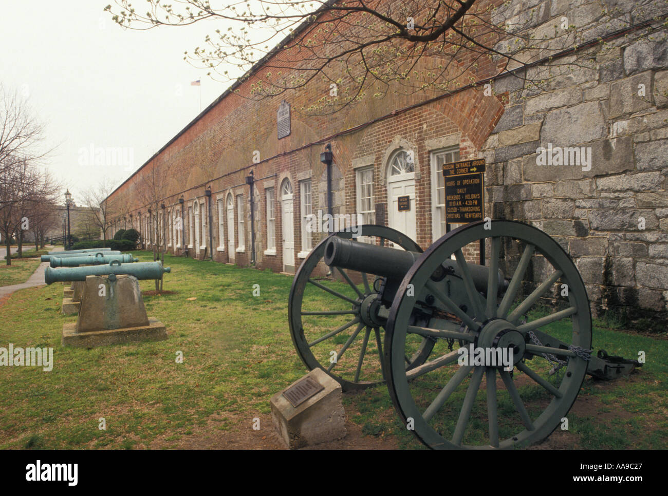 Fort monroe hi-res stock photography and images - Alamy