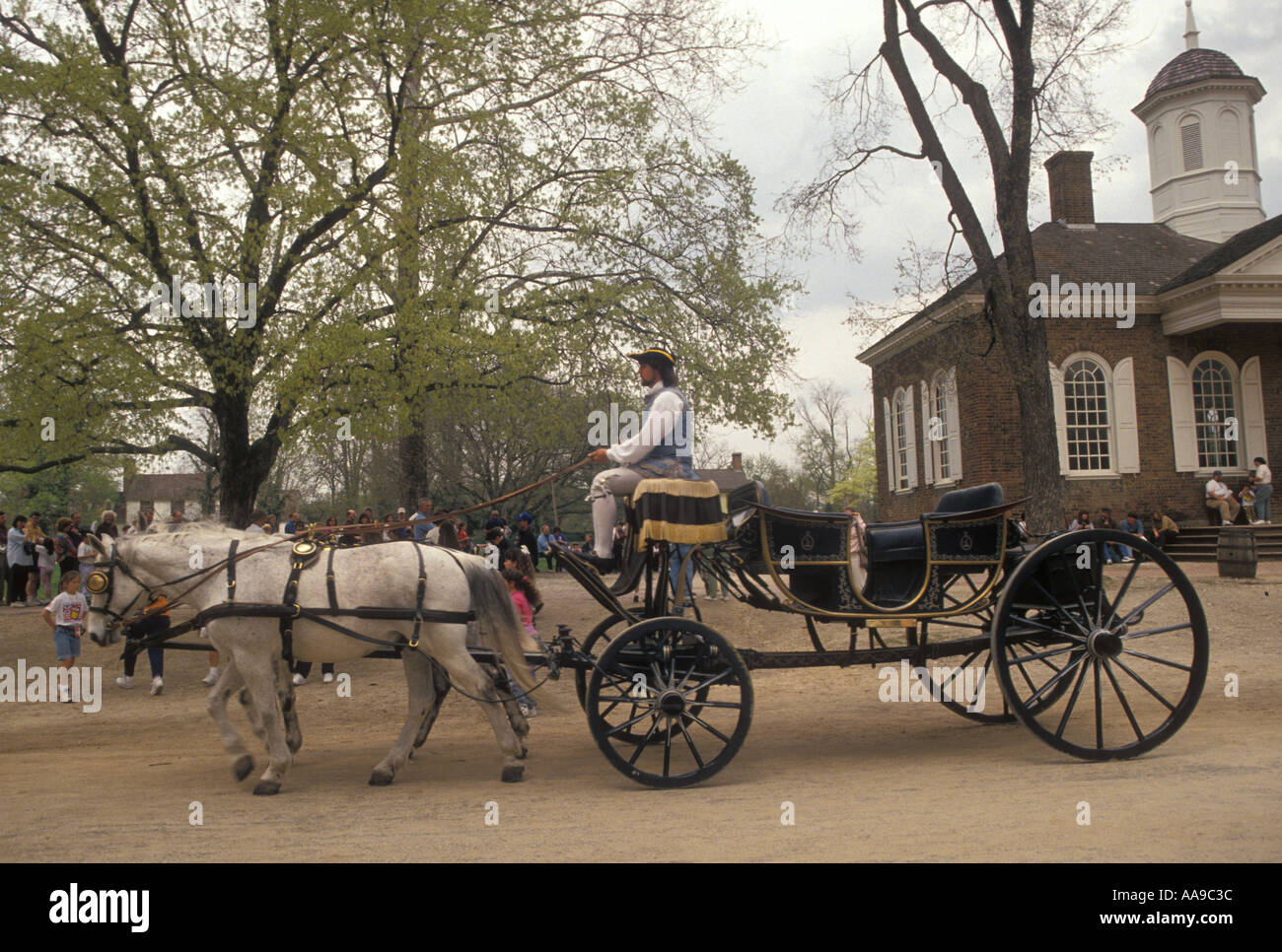Horse drawn carriage in colonial williamsburg va hi-res stock ...
