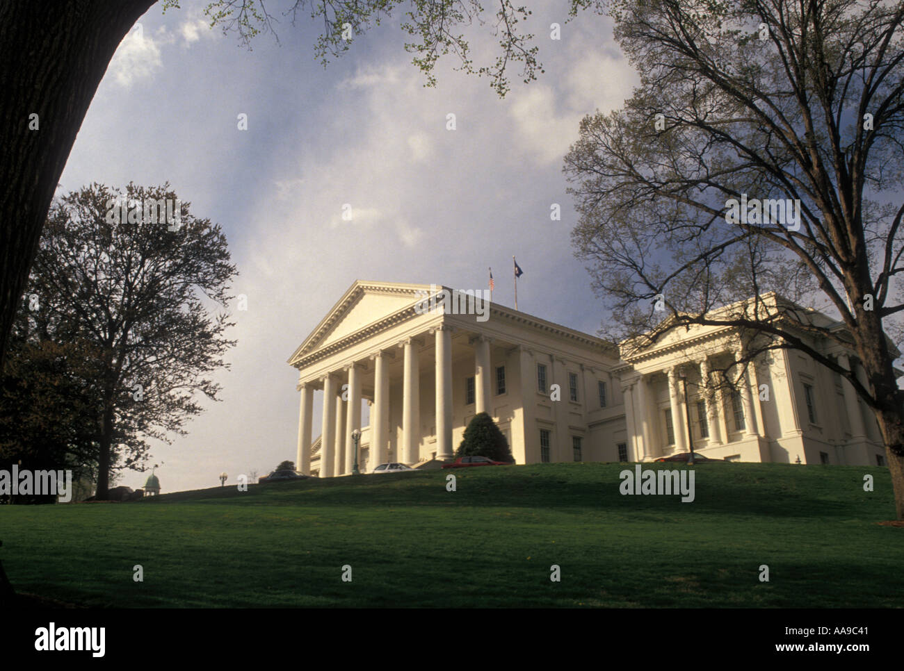 Virginia capitol building photographs hi-res stock photography and ...