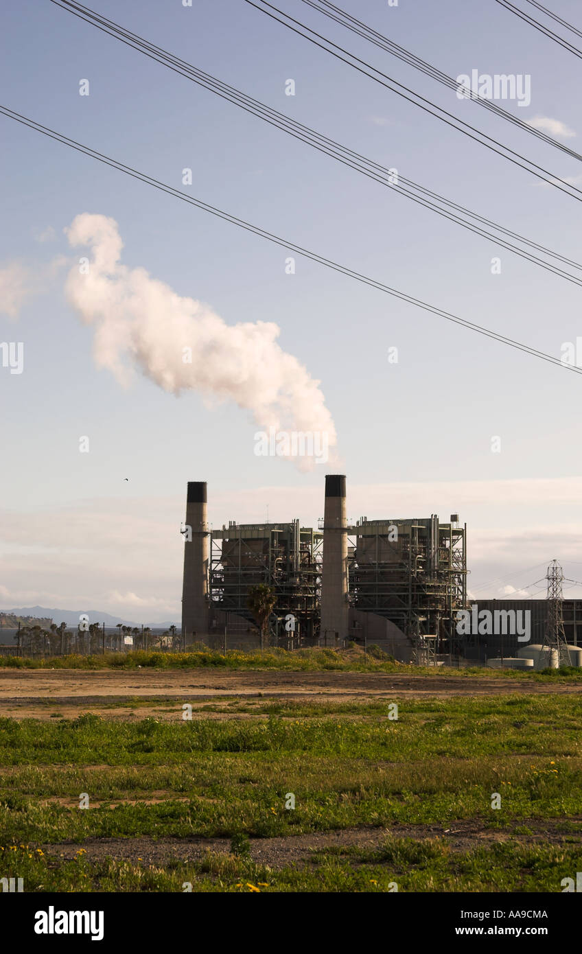 AES Power Generating Station in Redondo Beach, California, USA Stock ...