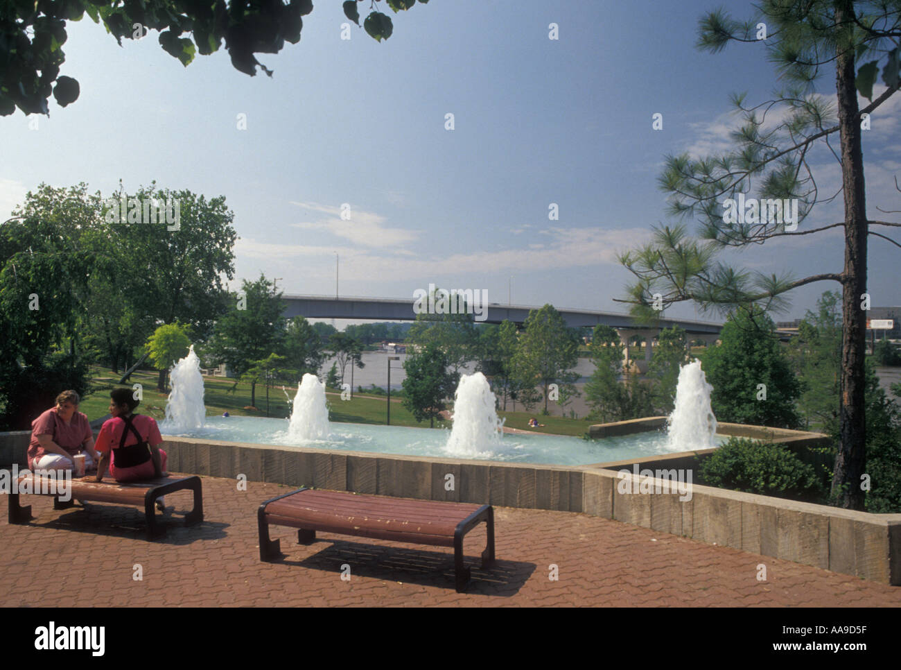 Riverfront park little rock hi-res stock photography and images - Alamy