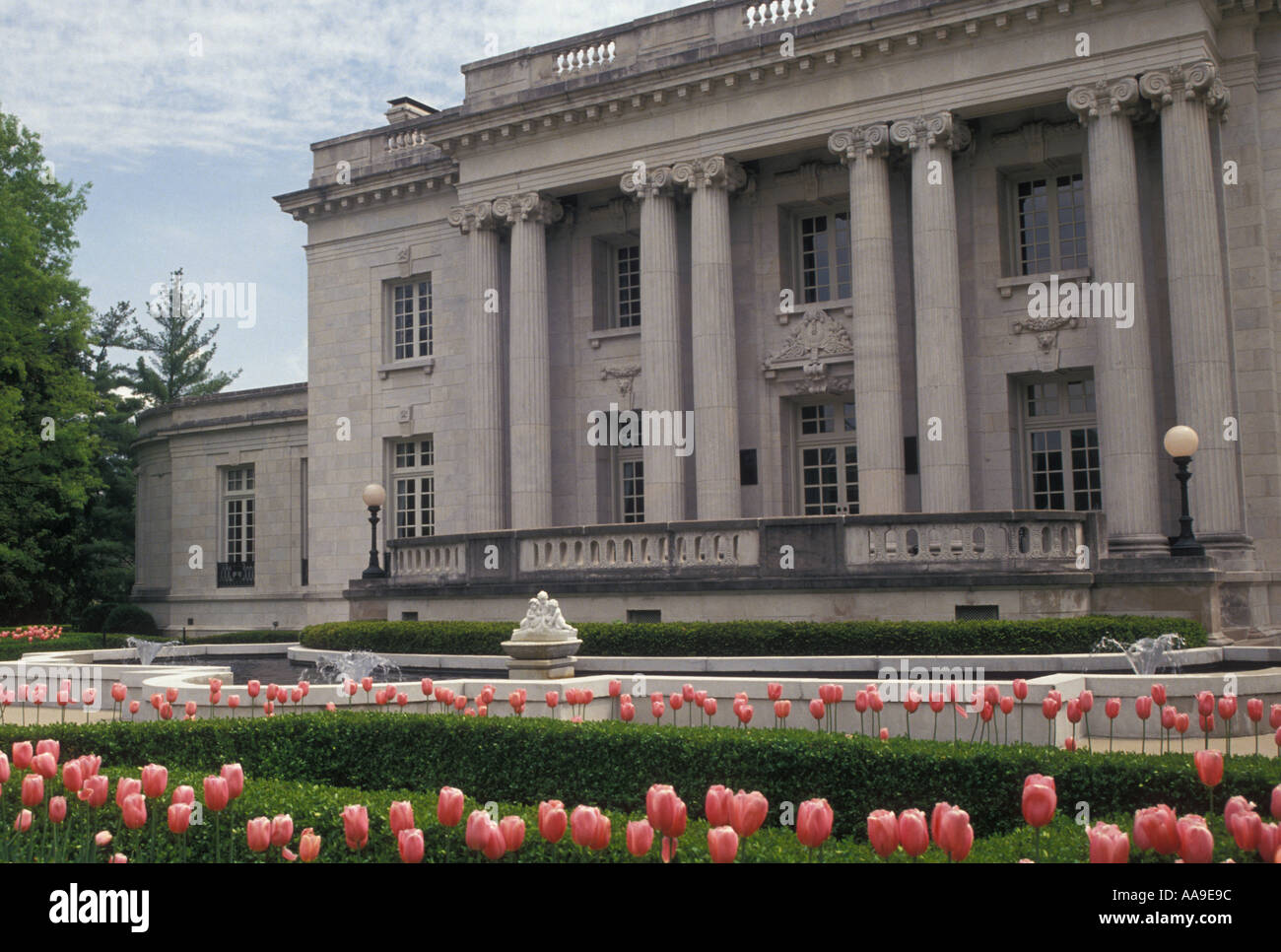 Historic mansion kentucky hi-res stock photography and images - Alamy