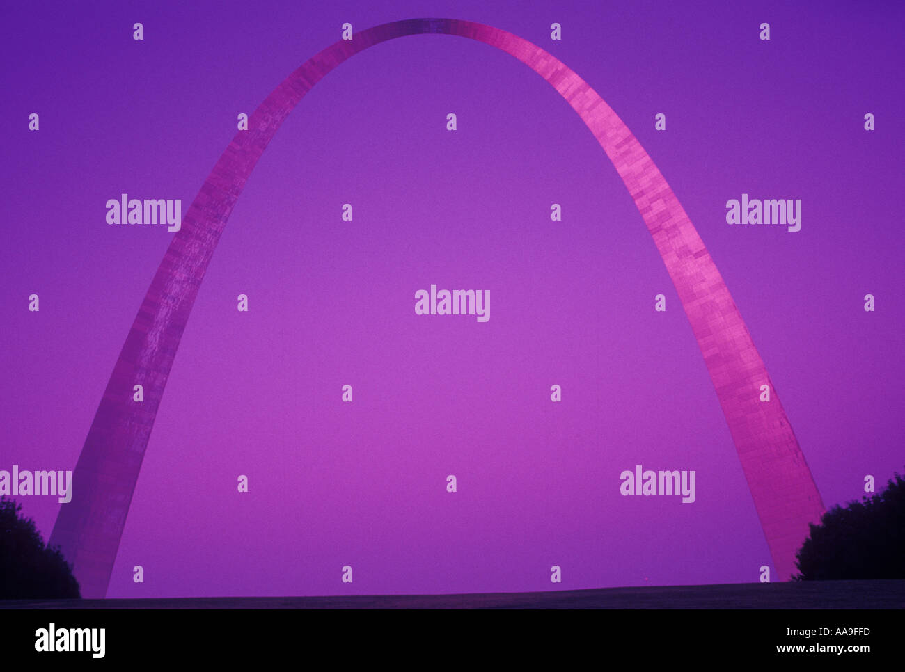 Gateway arch, st louis dawn hi-res stock photography and images - Alamy