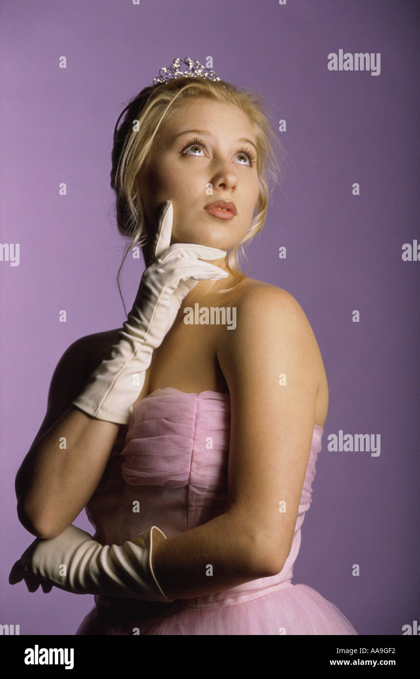 Teenage girl looking up Stock Photo - Alamy